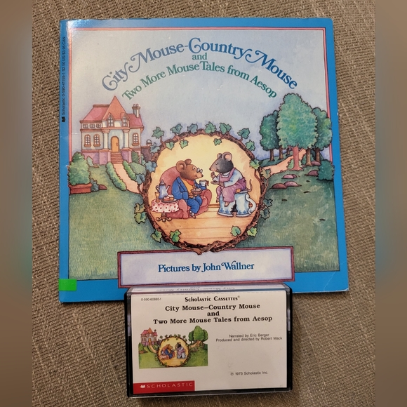 Scholastic | Media | 987 Scholastic City Mousecountry Mouse ...